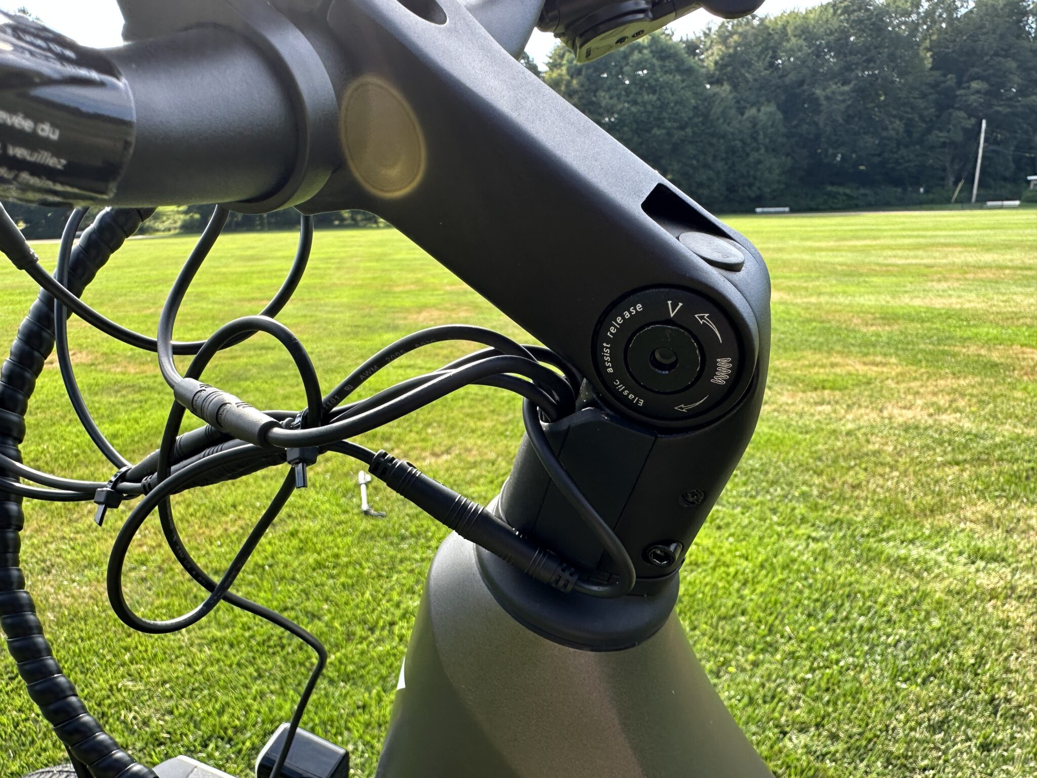 Vanpowers Urban Glide – Sleek and Sexy Step Thru Commuter